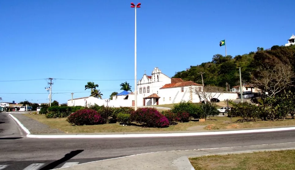 Semana Santa altera trânsito no Centro de Cabo Frio com missas ...